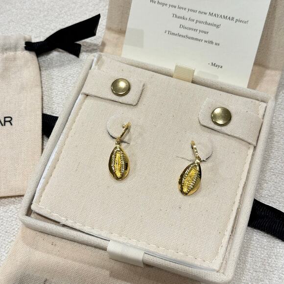 Mayamar | Jewelry | New Mayamar Bali Huggies Shell Earrings 24k Gold ...